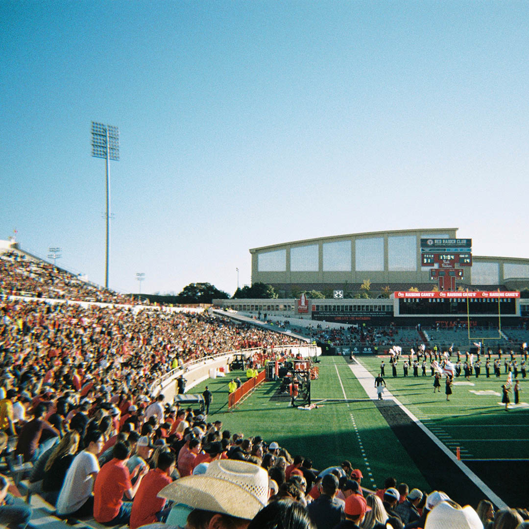 Gameday Style Guide | Shops Around Lenox